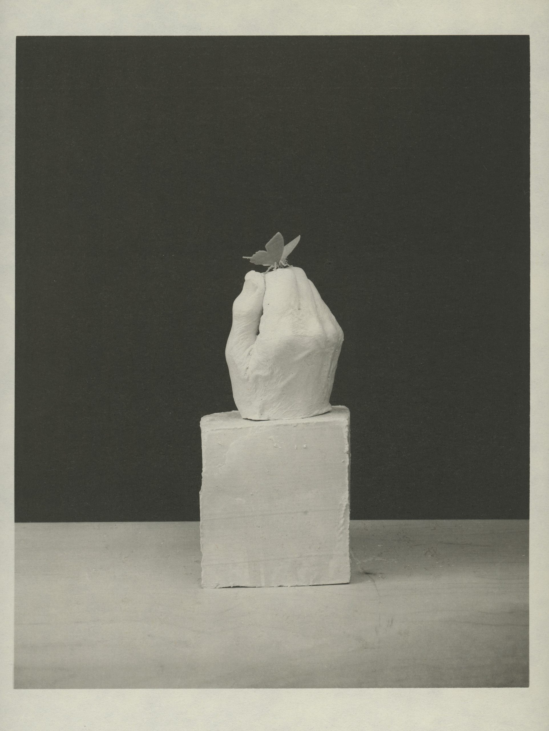 Tactile Echoes - Axel Antas